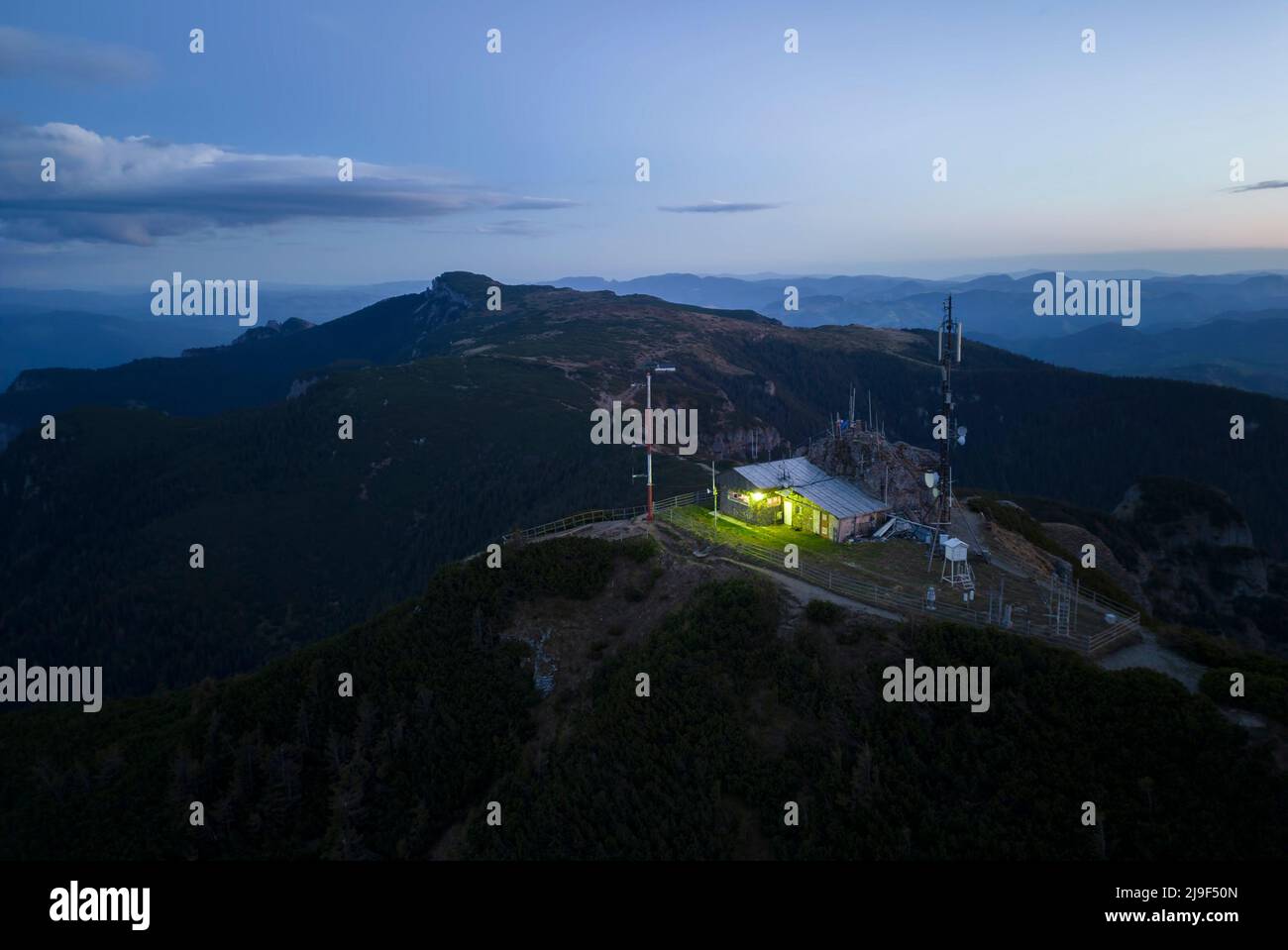 weather station at night. Ceahlau Toaca, Romania Stock Photo - Alamy