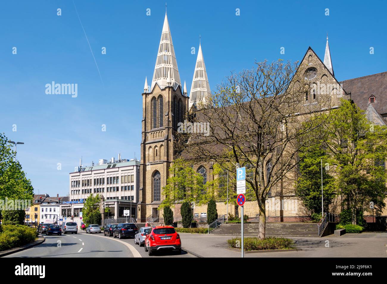 Deutschland, NRW, Solingen, Goerdelerstrsse, römisch-katholische ...