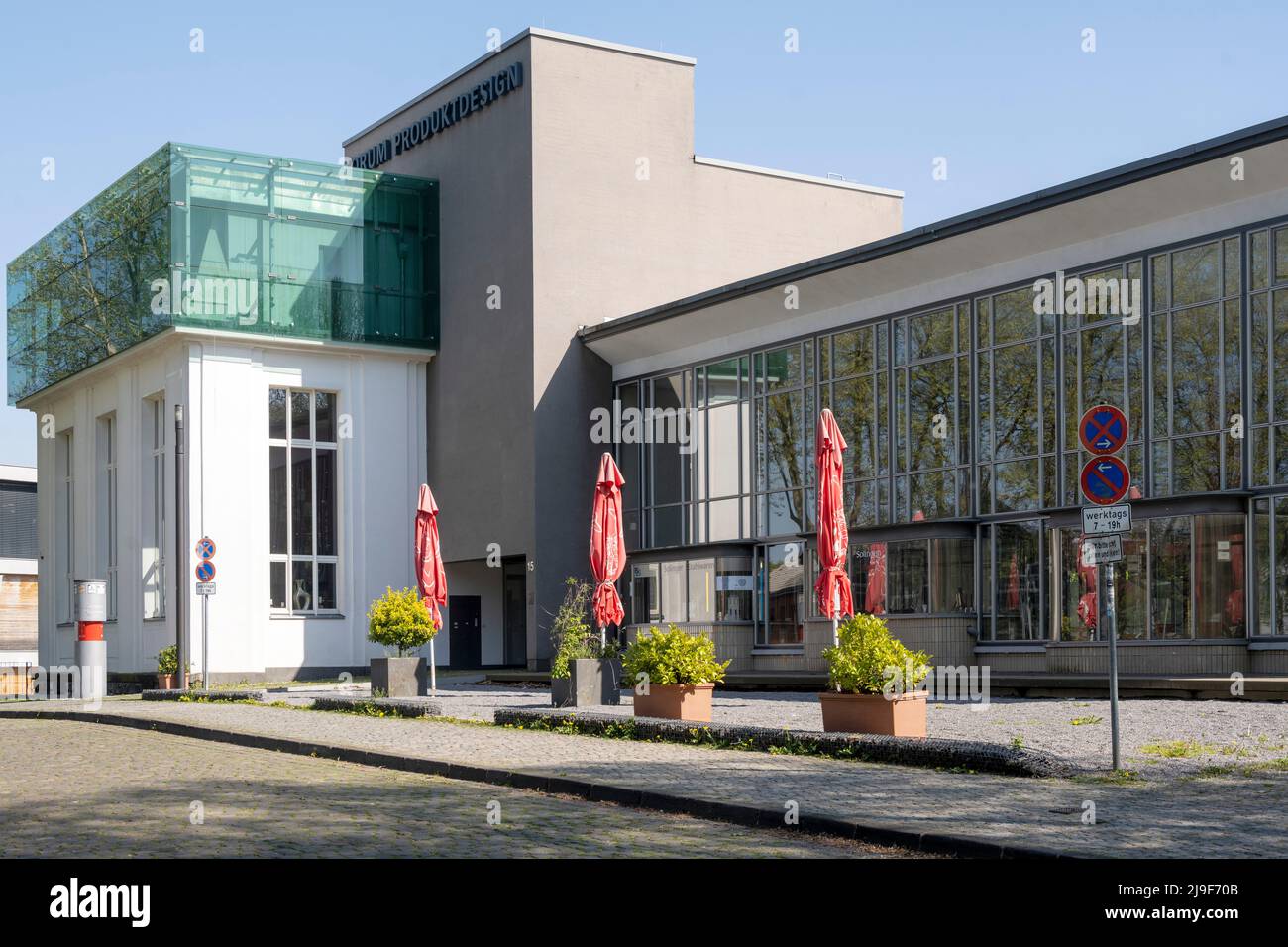 Solingen hauptbahnhof hi-res stock photography and images - Alamy