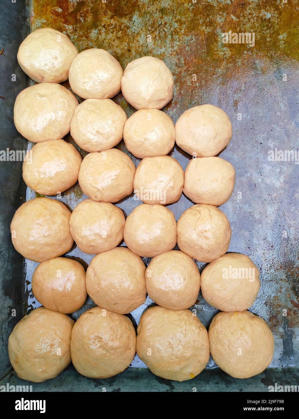 Dough division hi-res stock photography and images - Alamy