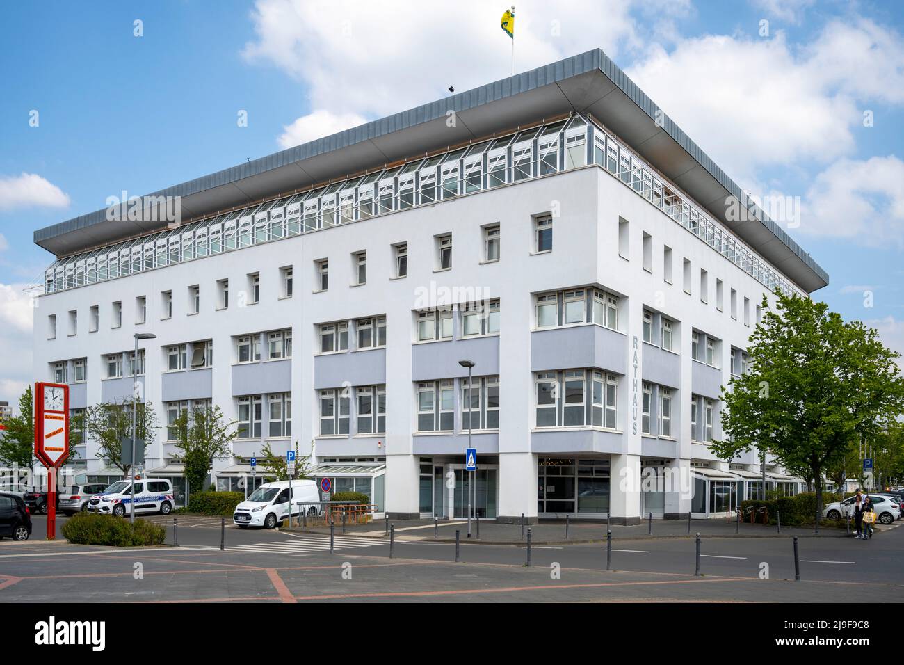 Deutschland, NRW, Erftstadt-Liblar, Rathaus Erftstadt am Holzdamm Stock ...