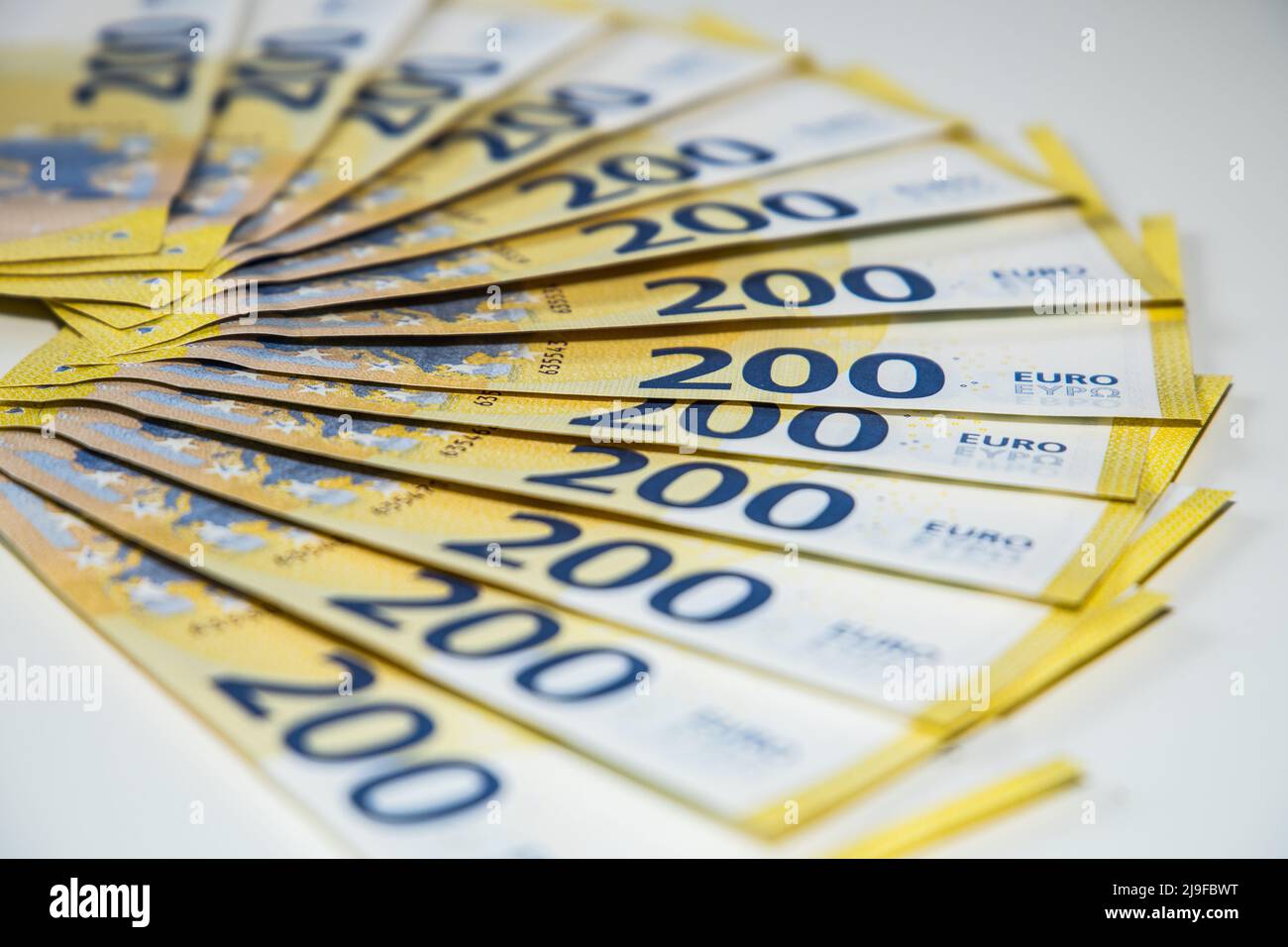 200 euro banknotes hi-res stock photography and images - Alamy