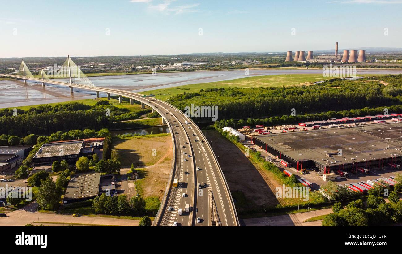 Gateway Bridge , Runcorn , Widnes 2022 Stock Photo - Alamy