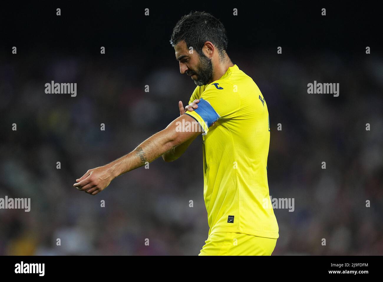 Raul Albiol of Villarreal CF during the La Liga match between FC ...