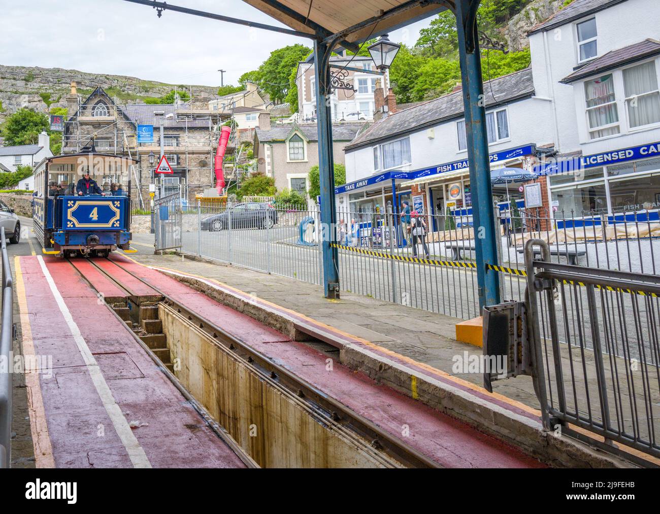 Wire rope tramway operated hi-res stock photography and images - Alamy