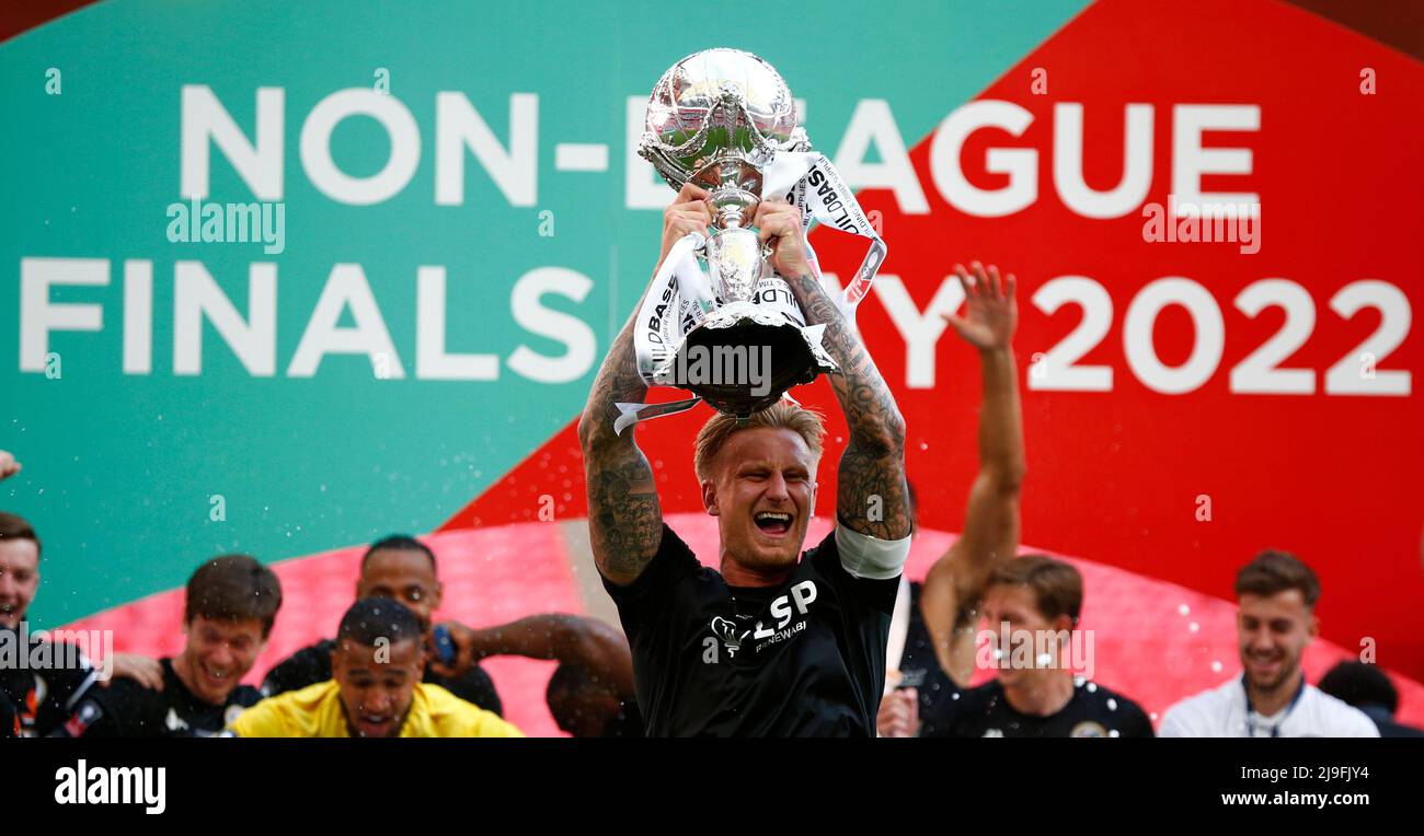 LONDON, ENGLAND - MAY 22: Byron Webster lift the FA Trophy after The ...