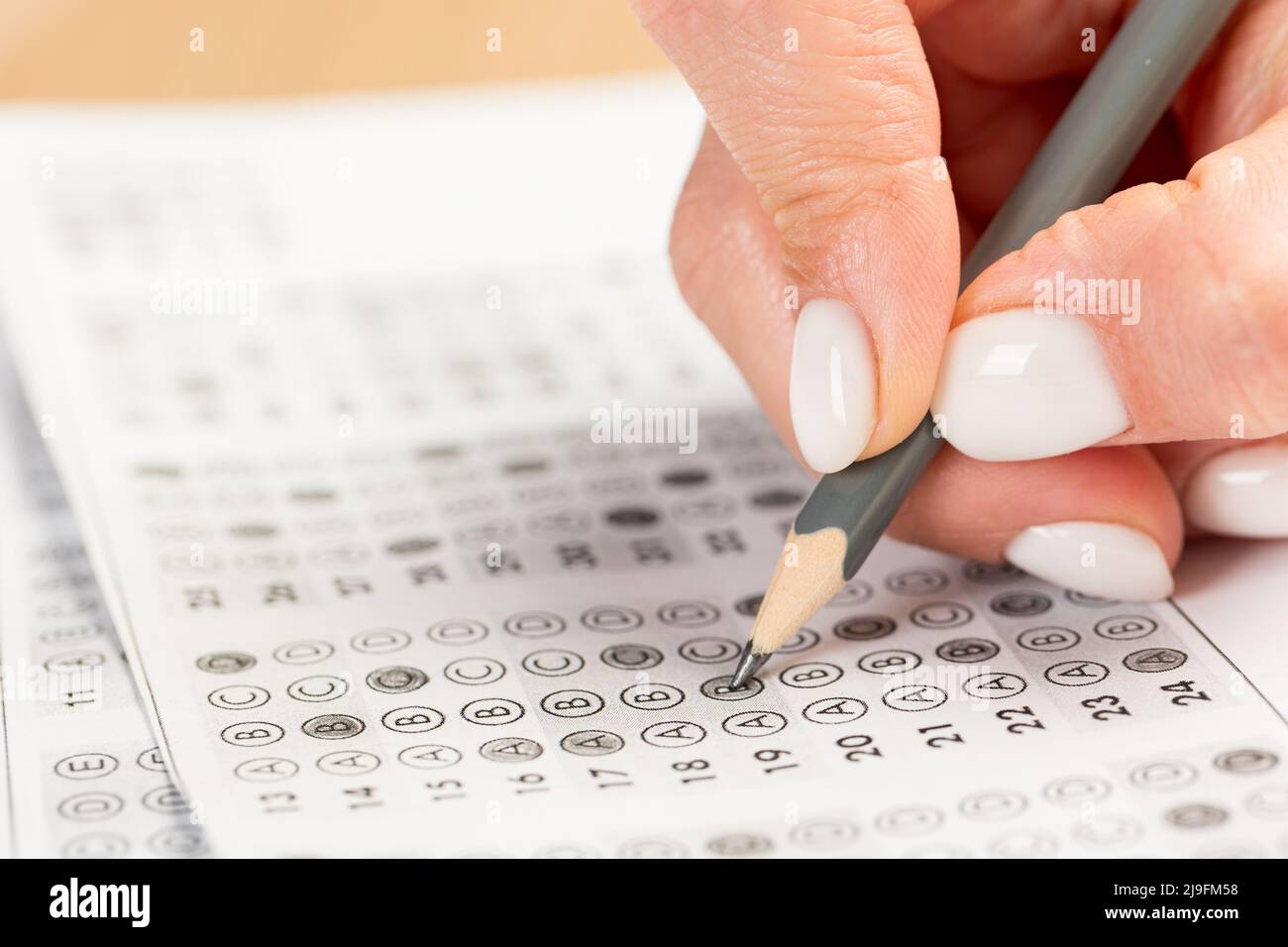 Answer sheet with pencil hi-res stock photography and images - Alamy