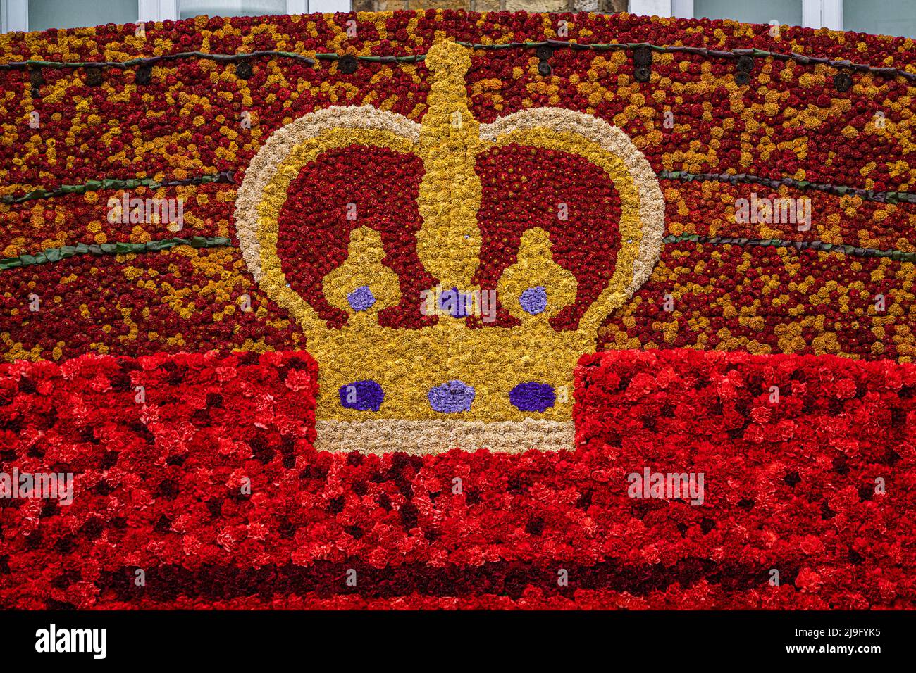 London UK, 23 May 2022. An installation made of flowers in the shape of ...