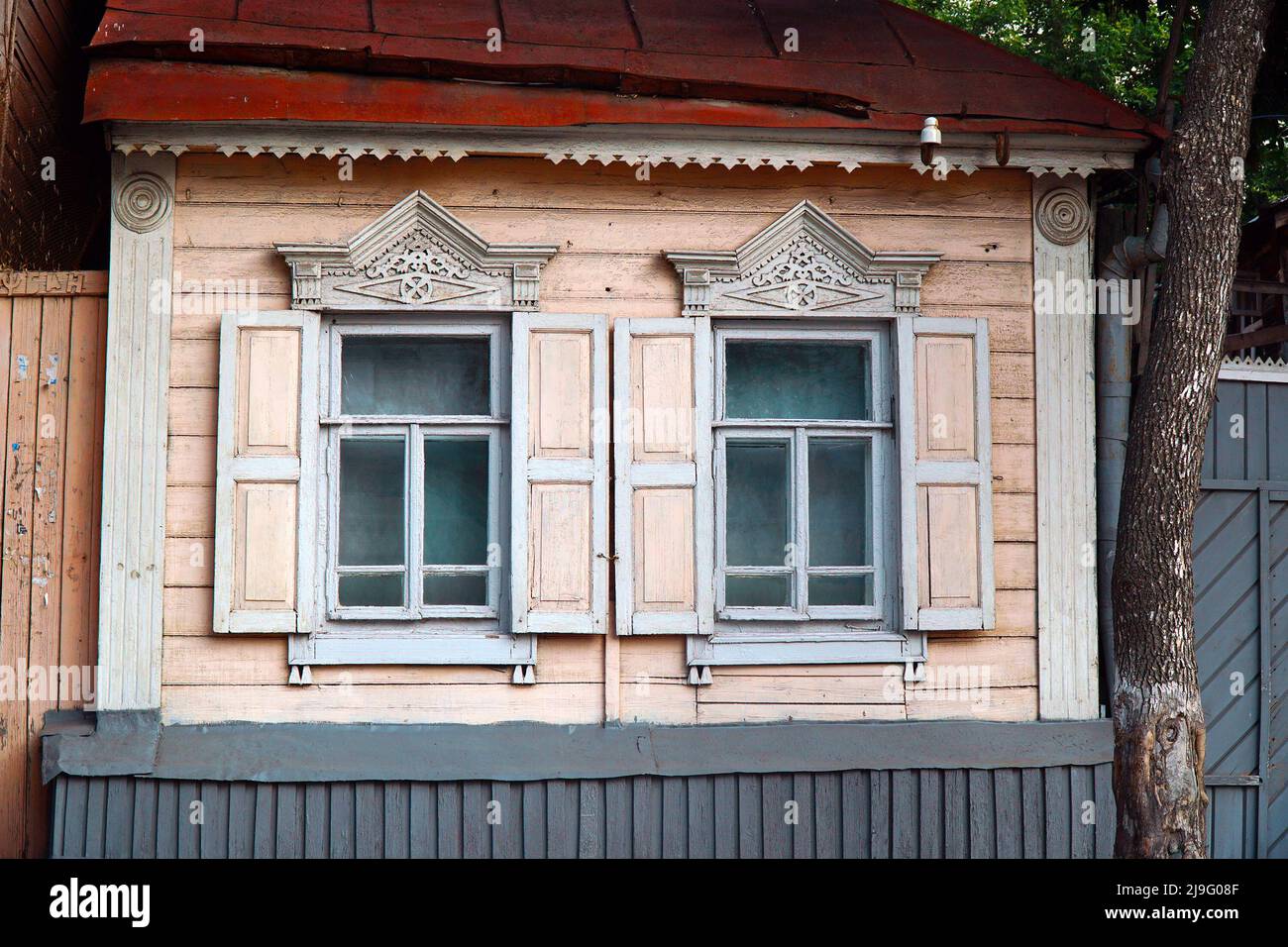 Old farmhouse window frames hi-res stock photography and images - Alamy