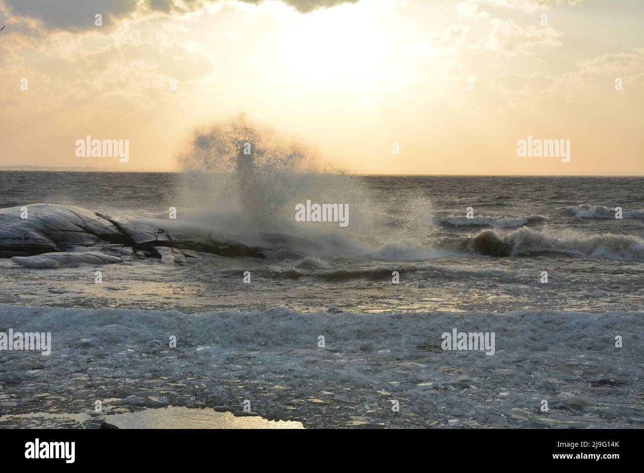 Winter storm with strong winds and rough waves on Lake Nipissing ...
