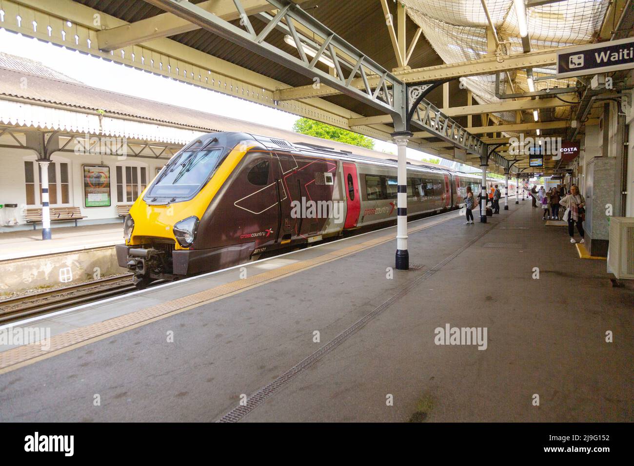 Platform 2, Winchester train station, Hampshire, England, United ...