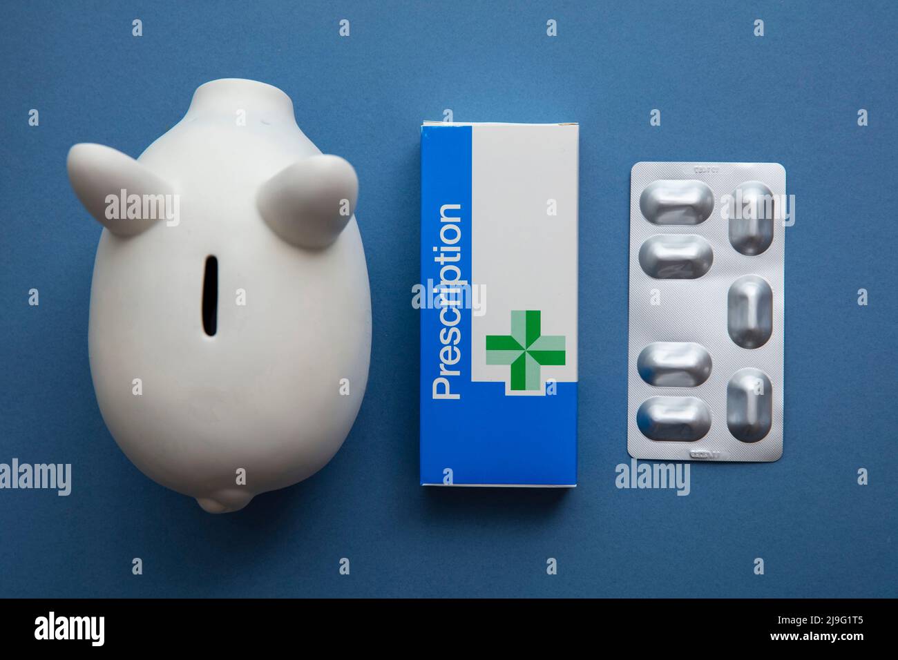 OXFORD, UK - May 2022: NHS medical prescription packaging with piggy ...