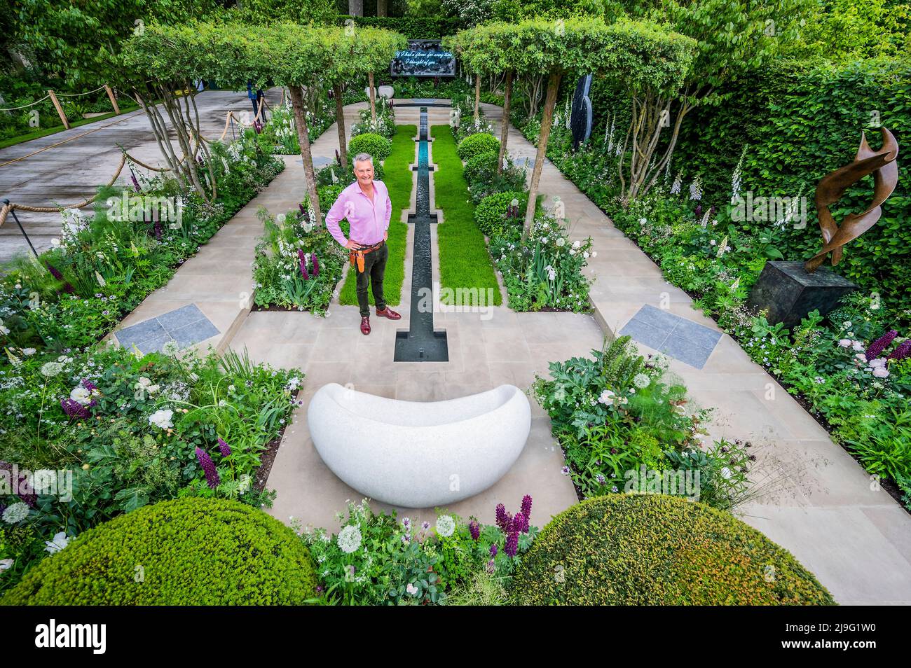 Perennial garden chelsea 2022 hi-res stock photography and images - Alamy