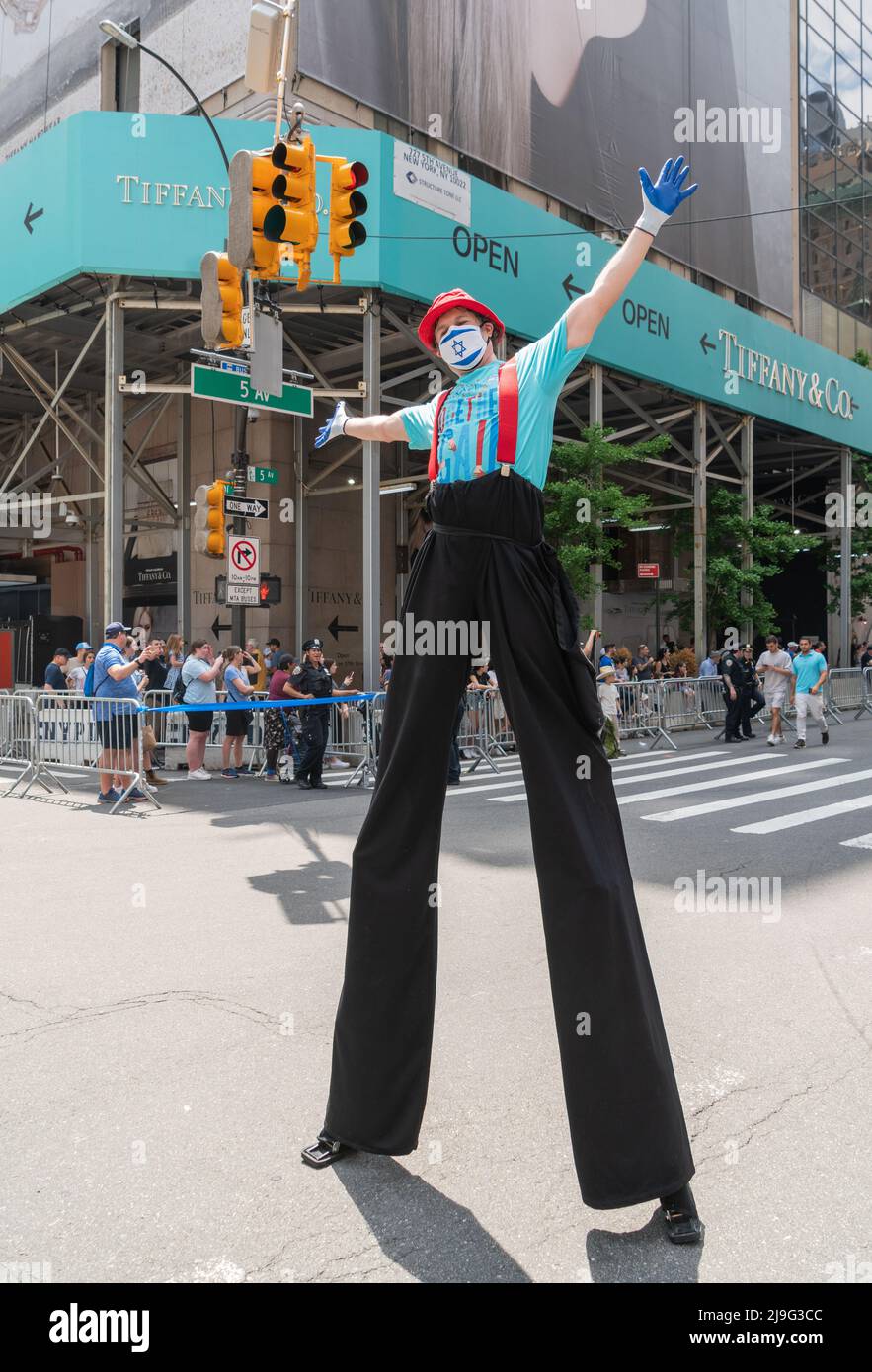 The Celebrate Israel Parade made its way up Fifth Avenue in New York ...