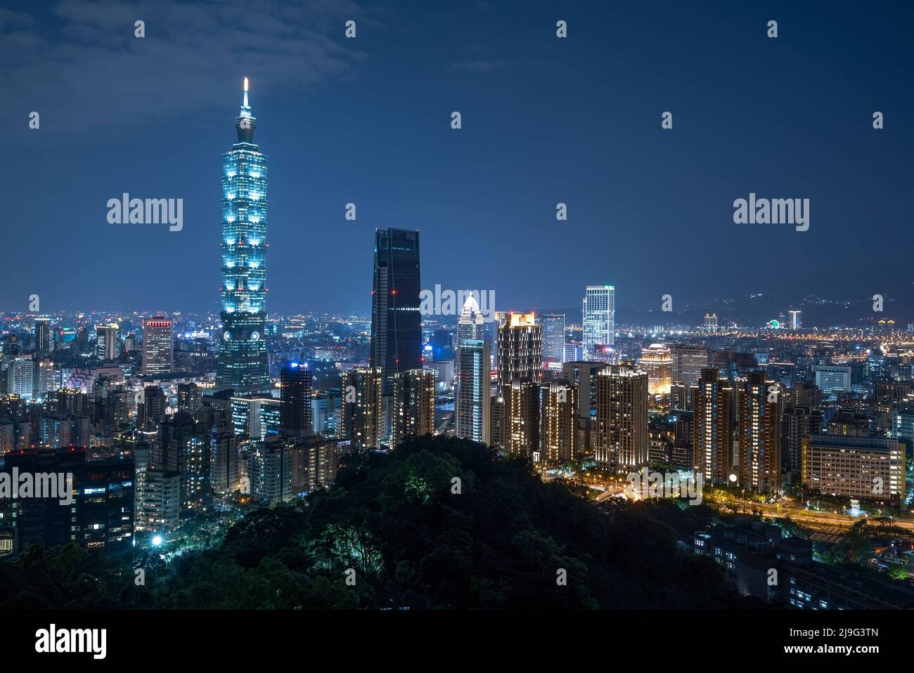 Taipei, Taiwan city skyline at night Stock Photo - Alamy