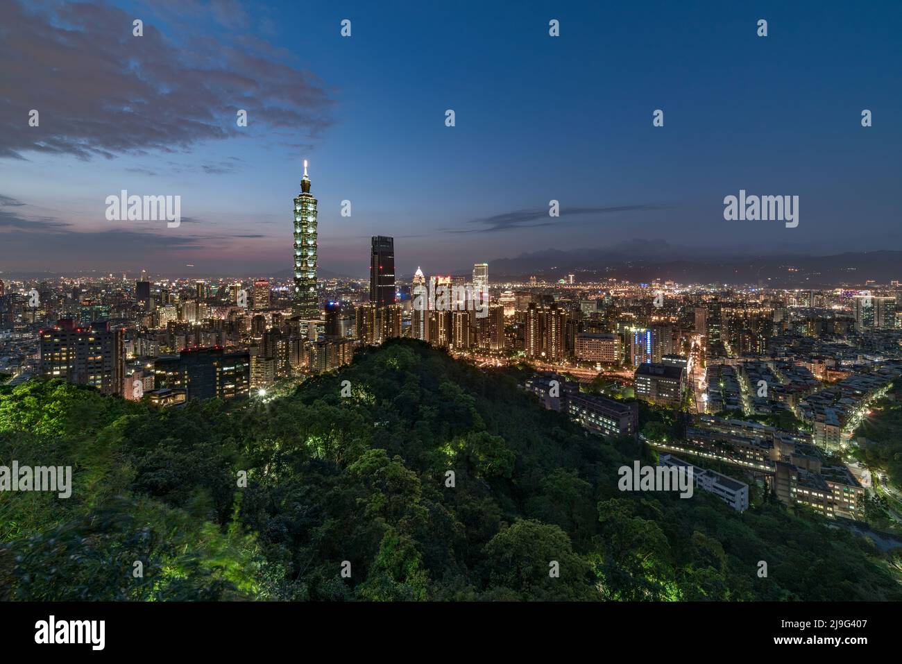 Taipei, Taiwan city skyline at night Stock Photo - Alamy