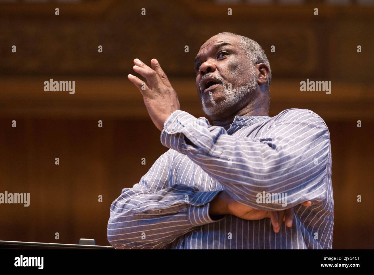 British operatic bass hi-res stock photography and images - Alamy