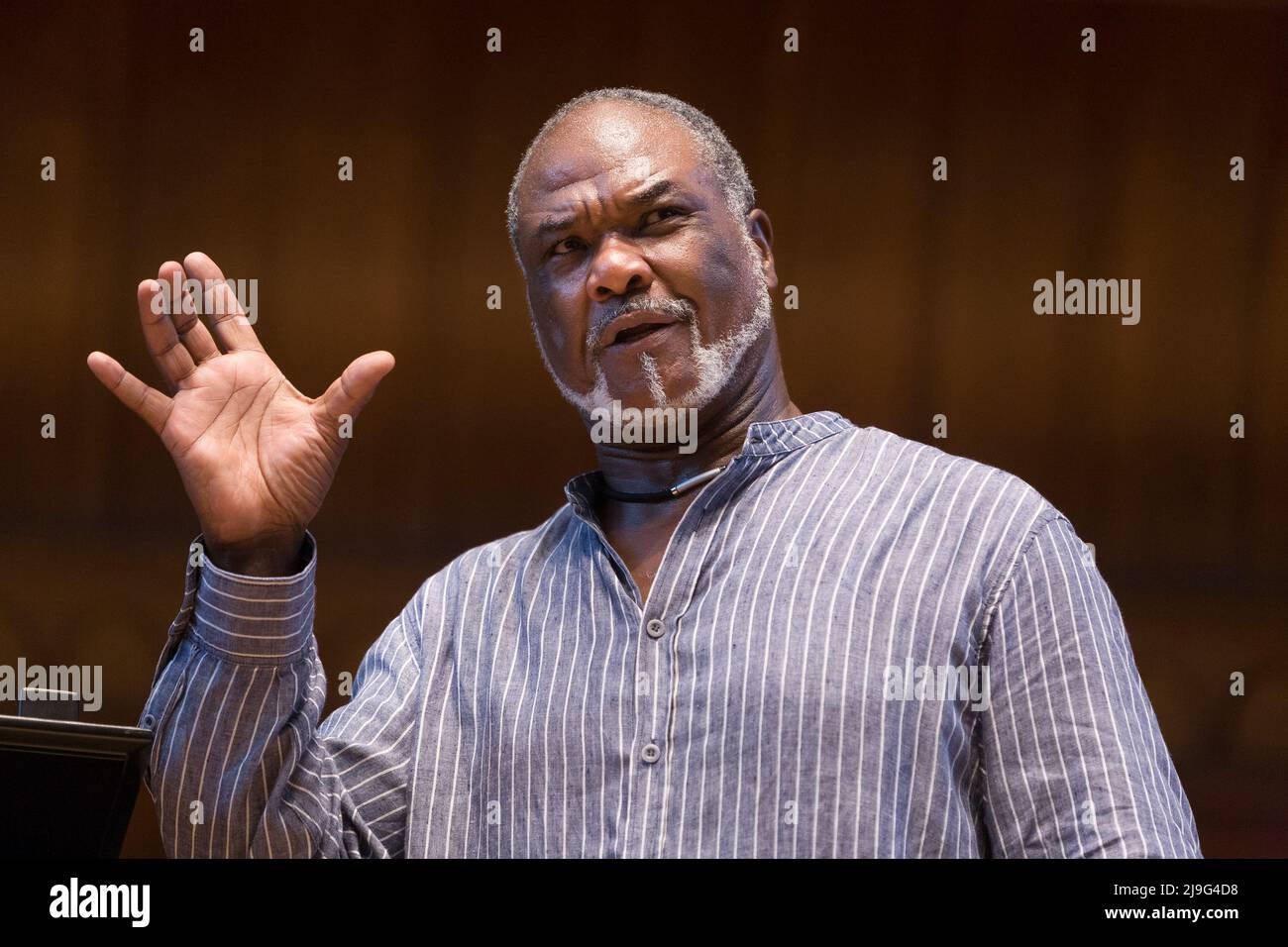 Willard white singer hi-res stock photography and images - Alamy