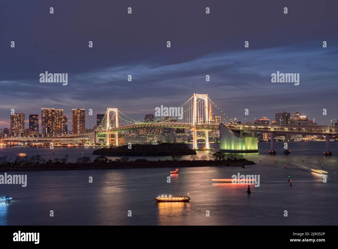 City road bridge dusk japan hi-res stock photography and images - Alamy