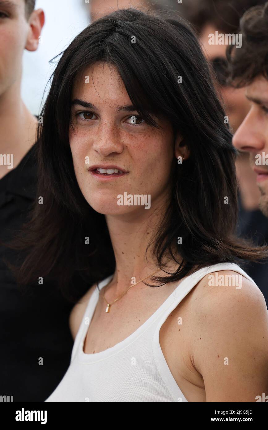 Cannes, France. 23rd May, 2022. Suzanne Lindon attends the photocall ...