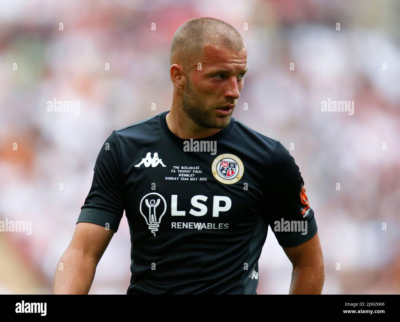LONDON, ENGLAND - MAY 22: Luke Coulson of Bromley during The Buildbase ...