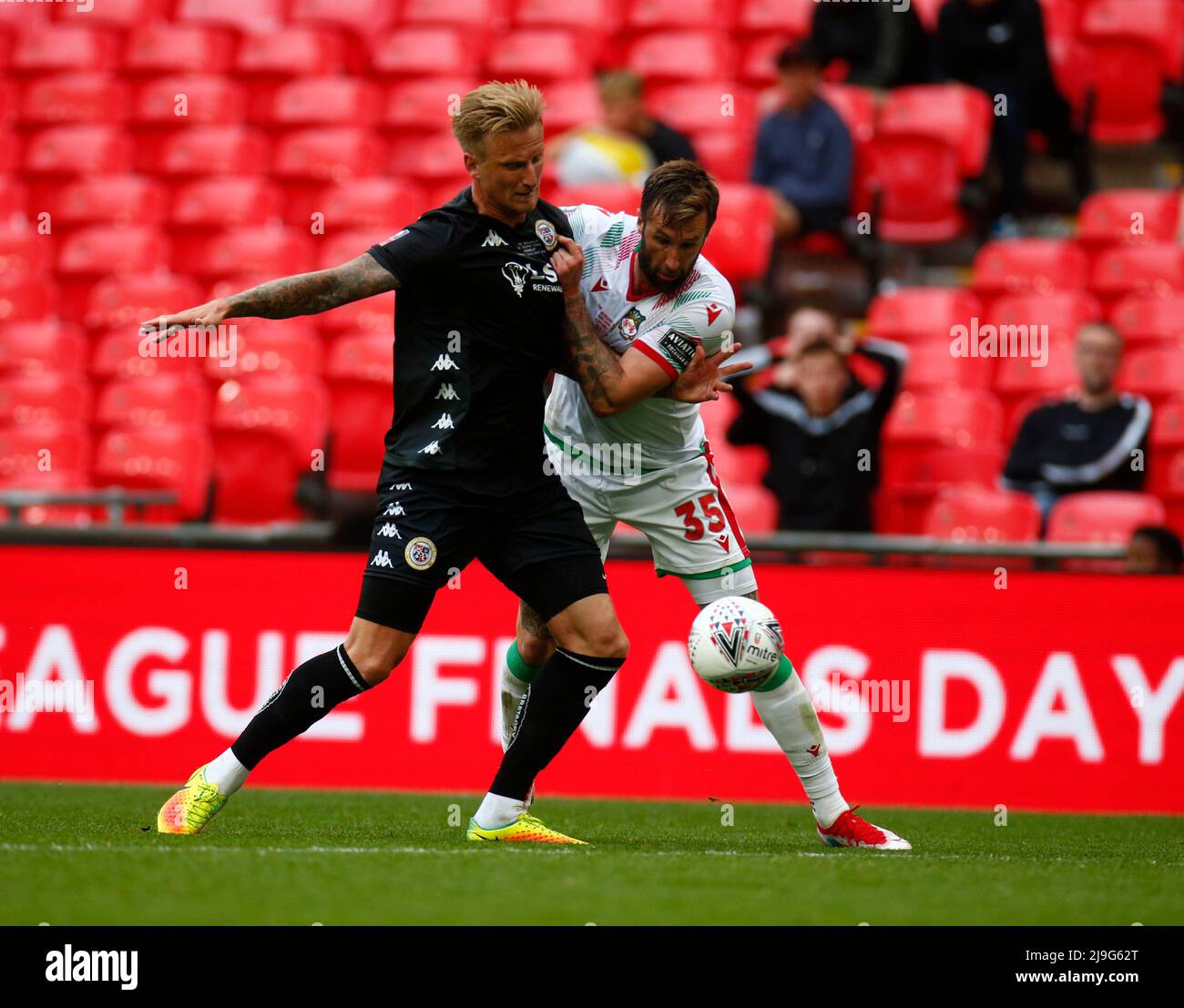 LONDON, ENGLAND - MAY 22:L-R Luke Coulson of Bromley tussle with ...