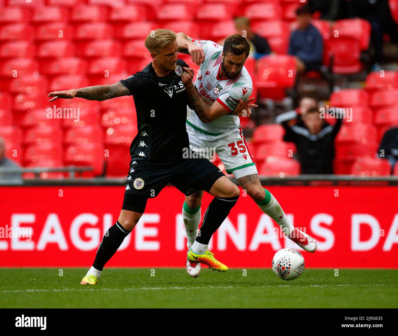 LONDON, ENGLAND - MAY 22:L-R Luke Coulson of Bromley tussle with ...