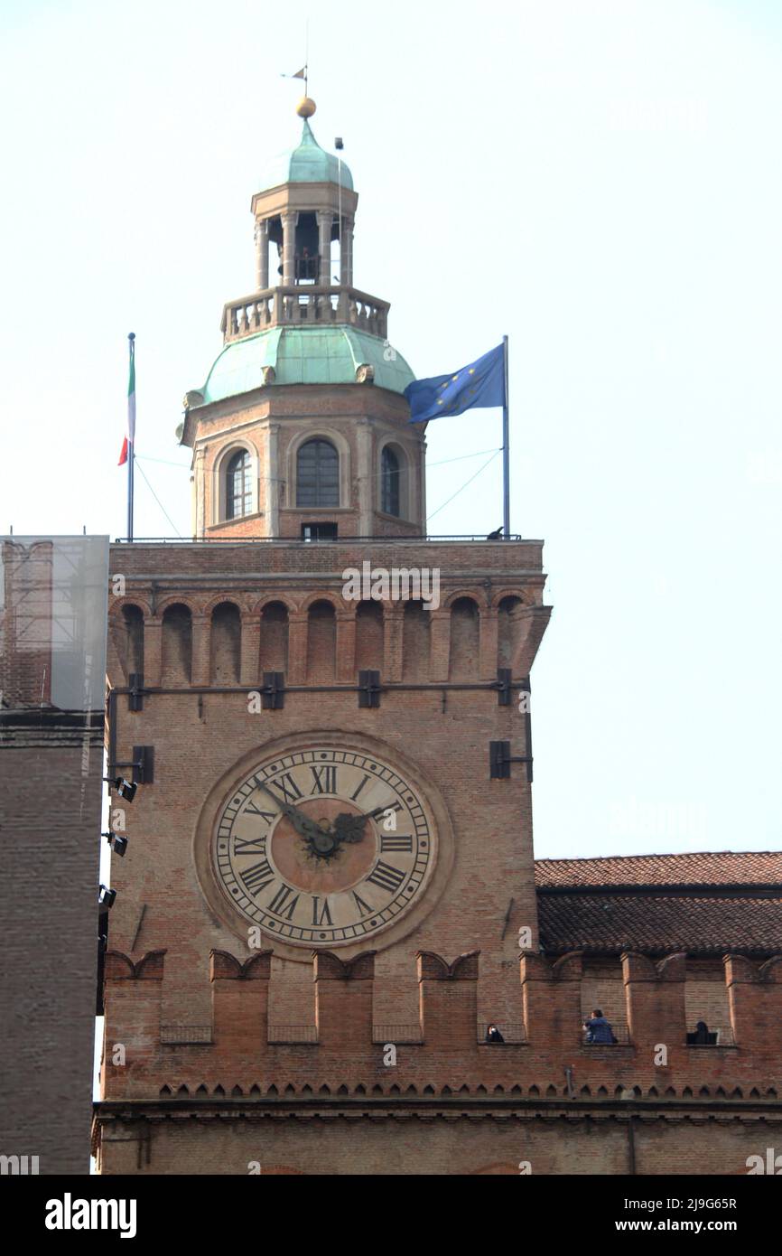 15th century clock hi-res stock photography and images - Alamy