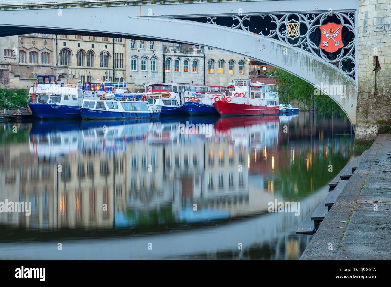 Evening at Lendal Bridge in the city of York, England Stock Photo - Alamy