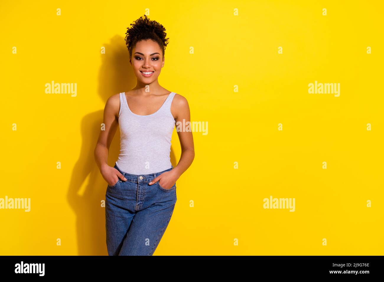 Empty pockets student hi-res stock photography and images - Alamy