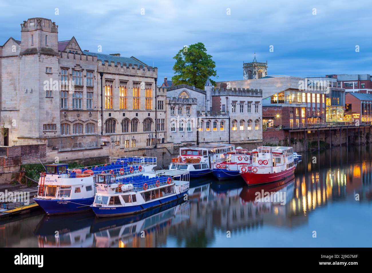Evening on river Ouse in the city of York, England Stock Photo - Alamy