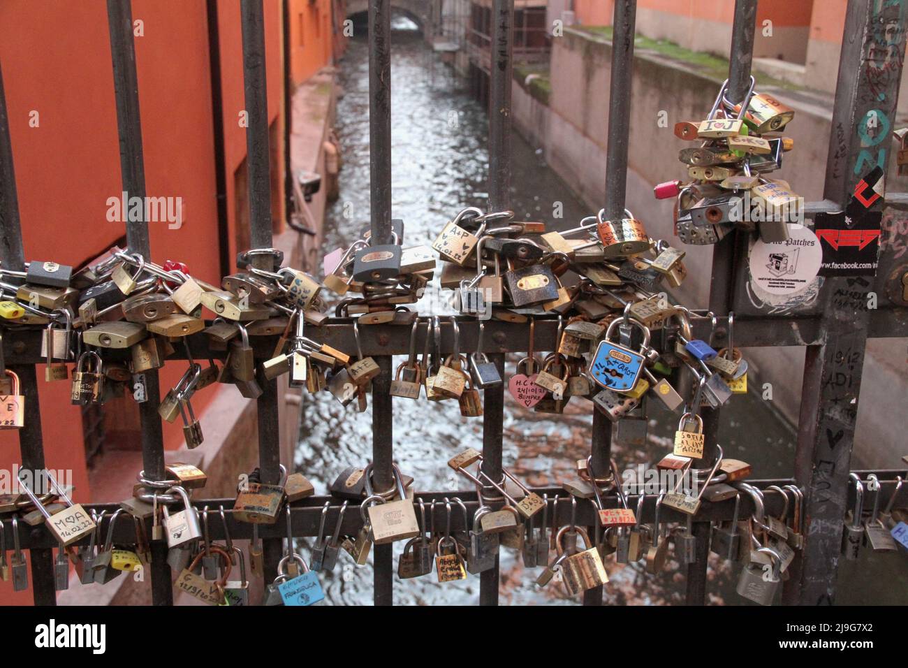 Bologna, Italy. Padlocks attached to a bridge over Canale di Reno Stock ...