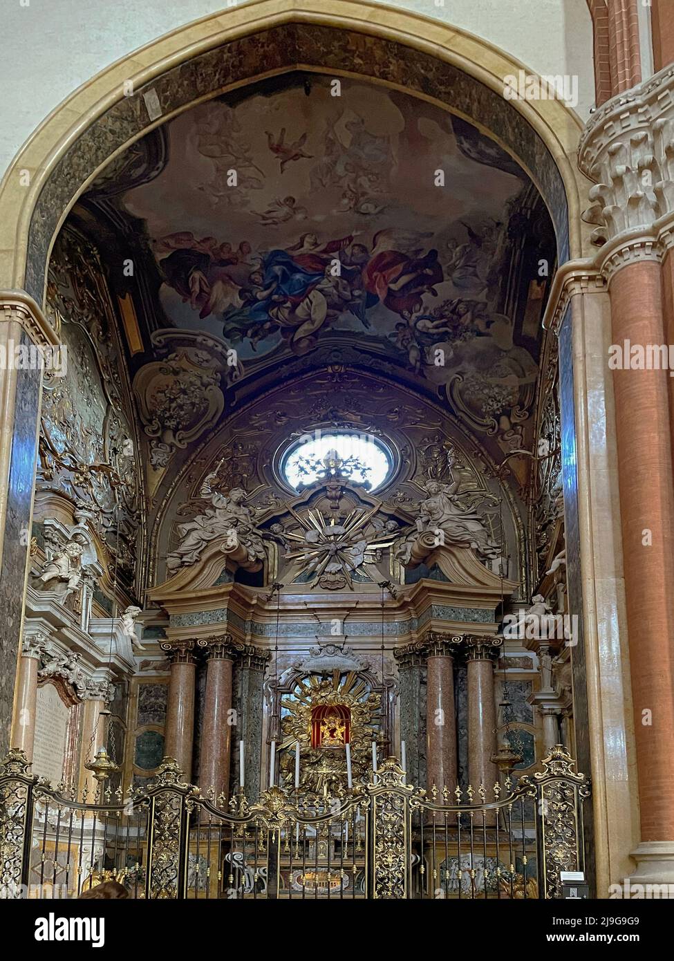 Church of St. Petronius, Bologna, Italy. The beautiful Chapel of San ...