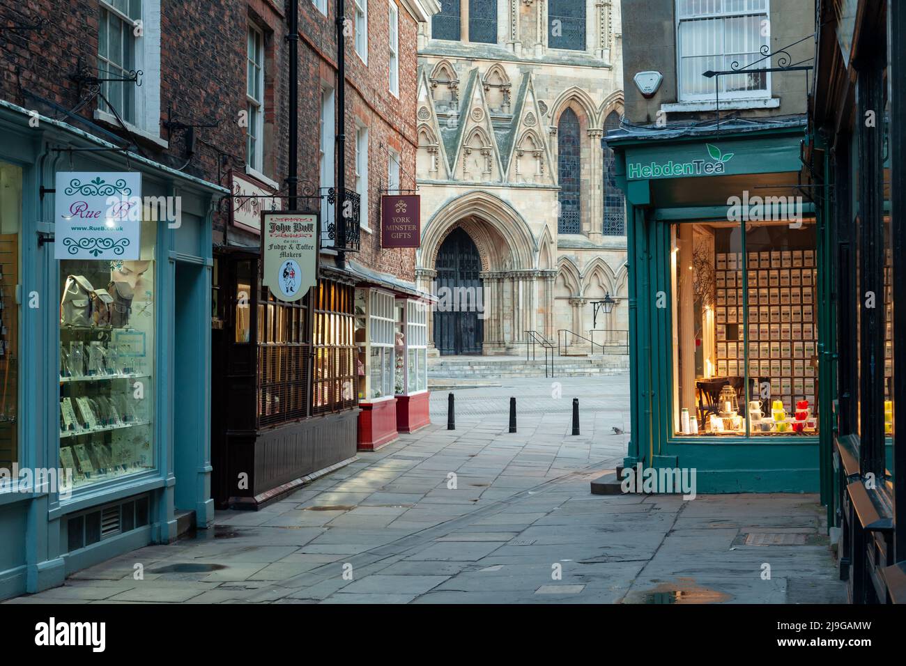 Minster gates york hi-res stock photography and images - Alamy