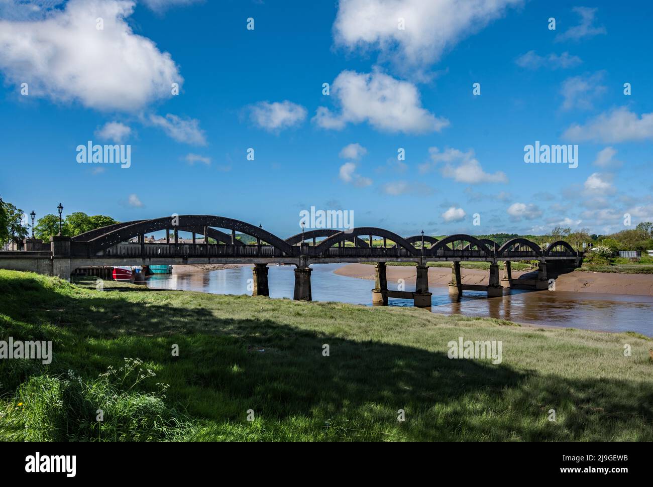 Bridge of dee station the port road hi-res stock photography and images ...