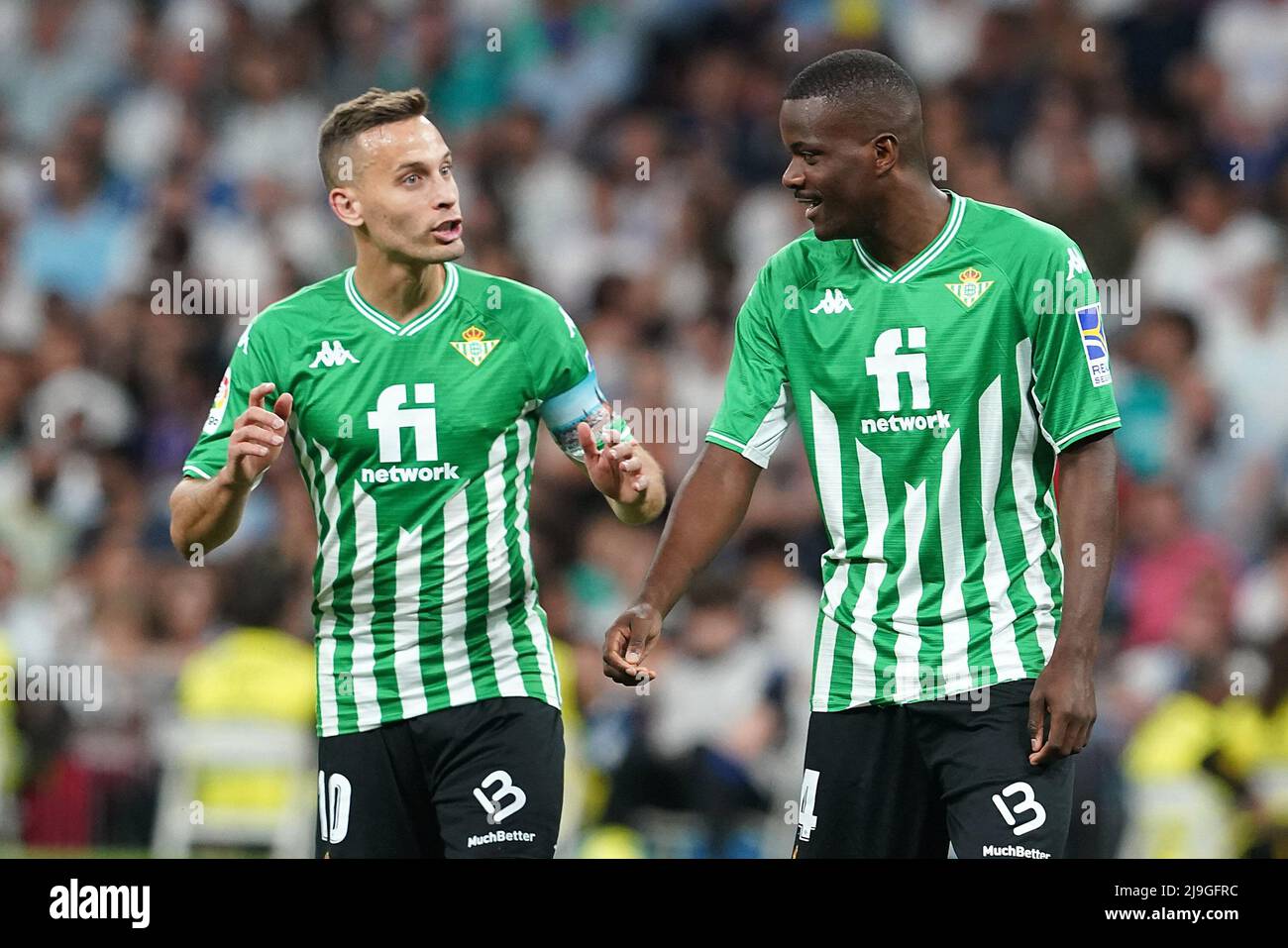 Real Betis Balompie's Sergio Canales and William Carvalho during La ...