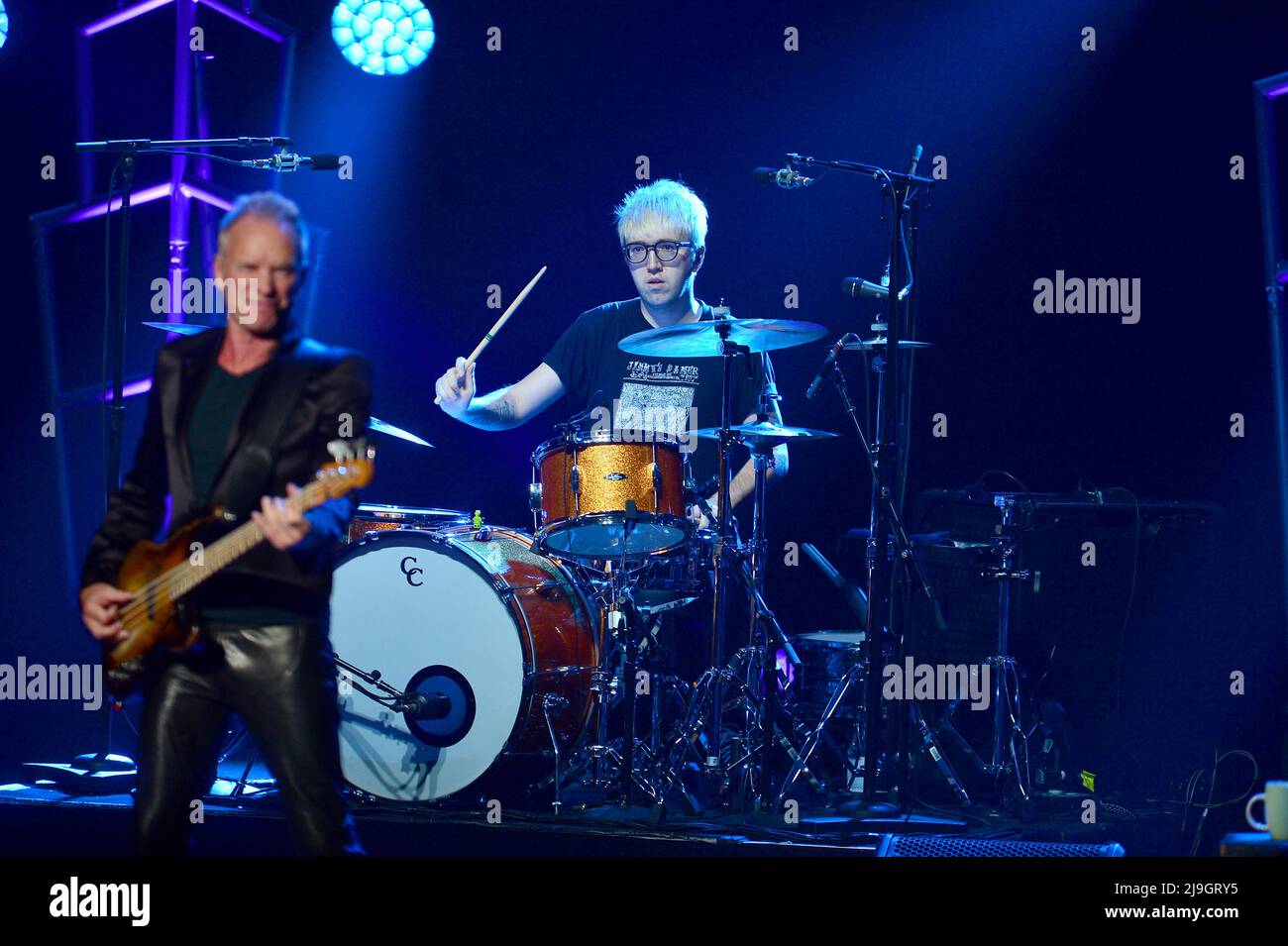 Zach jones hi-res stock photography and images - Alamy