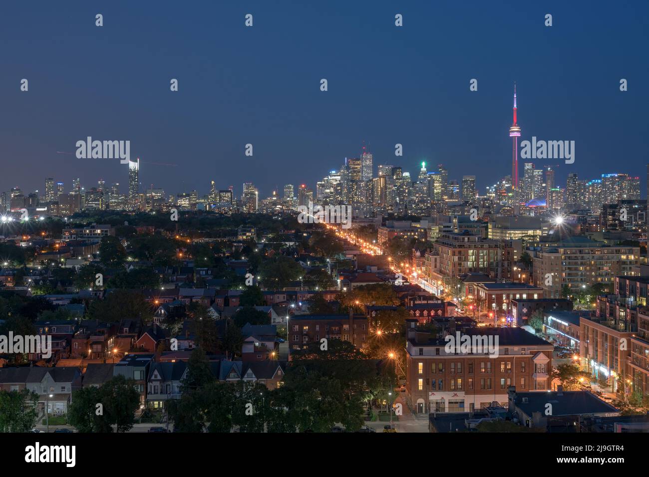 The financial district of Toronto Canada at night Stock Photo - Alamy
