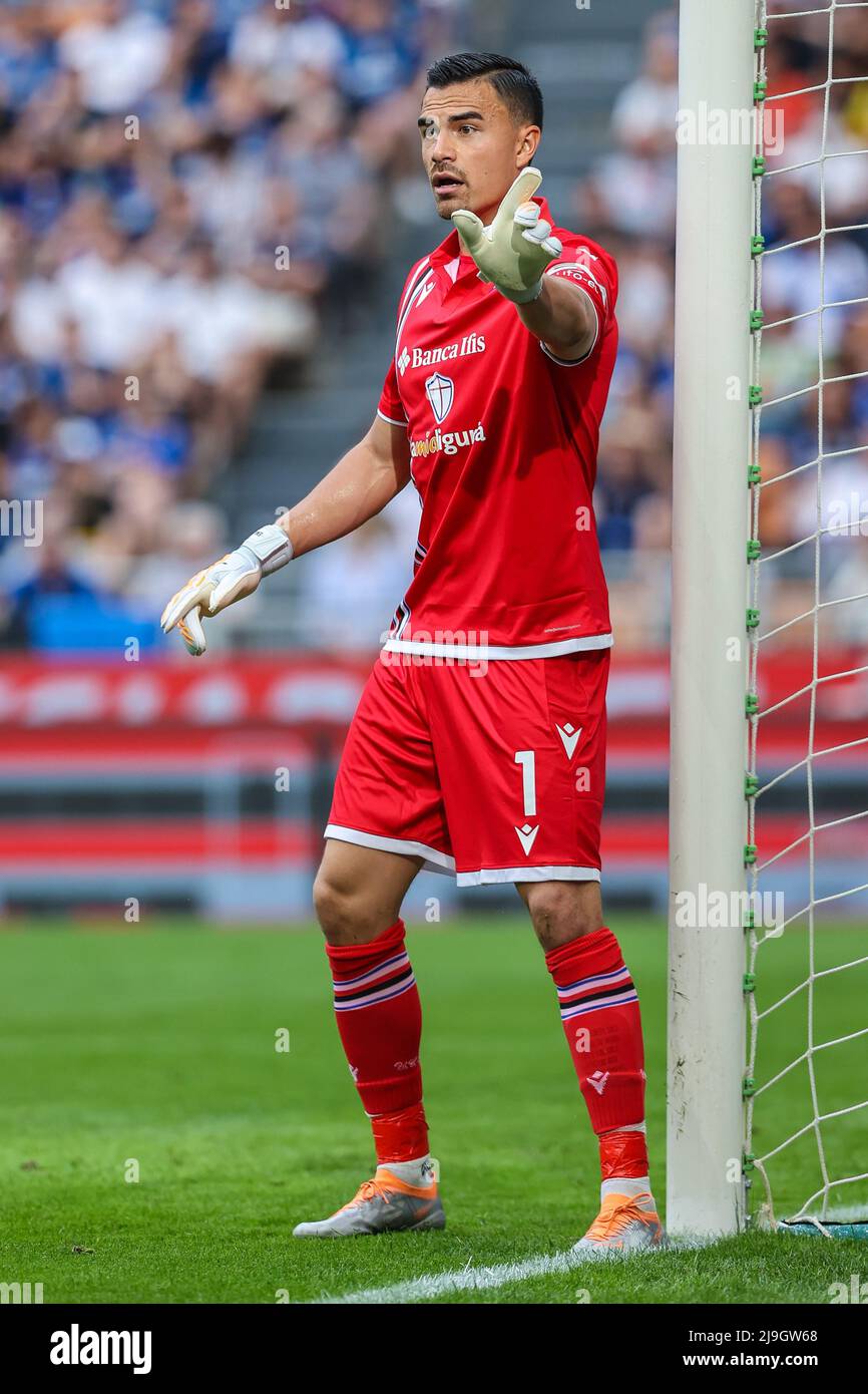 Emil Audero of UC Sampdoria gestures during the Serie A 2021/22 ...