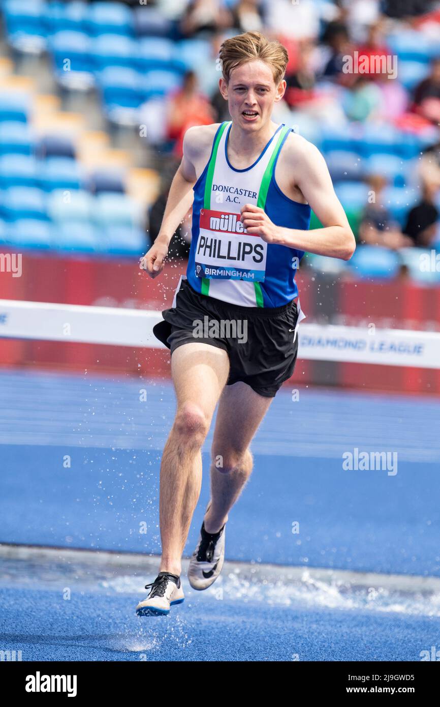 George Phillips competing in the men’s 3000m steeplechase race at the ...