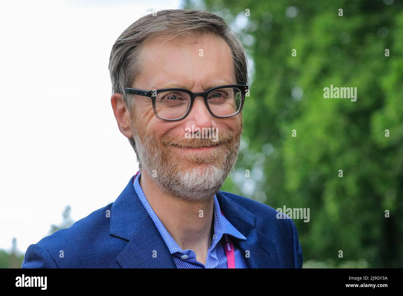 Stephen merchant at chelsea flower show hi-res stock photography and ...