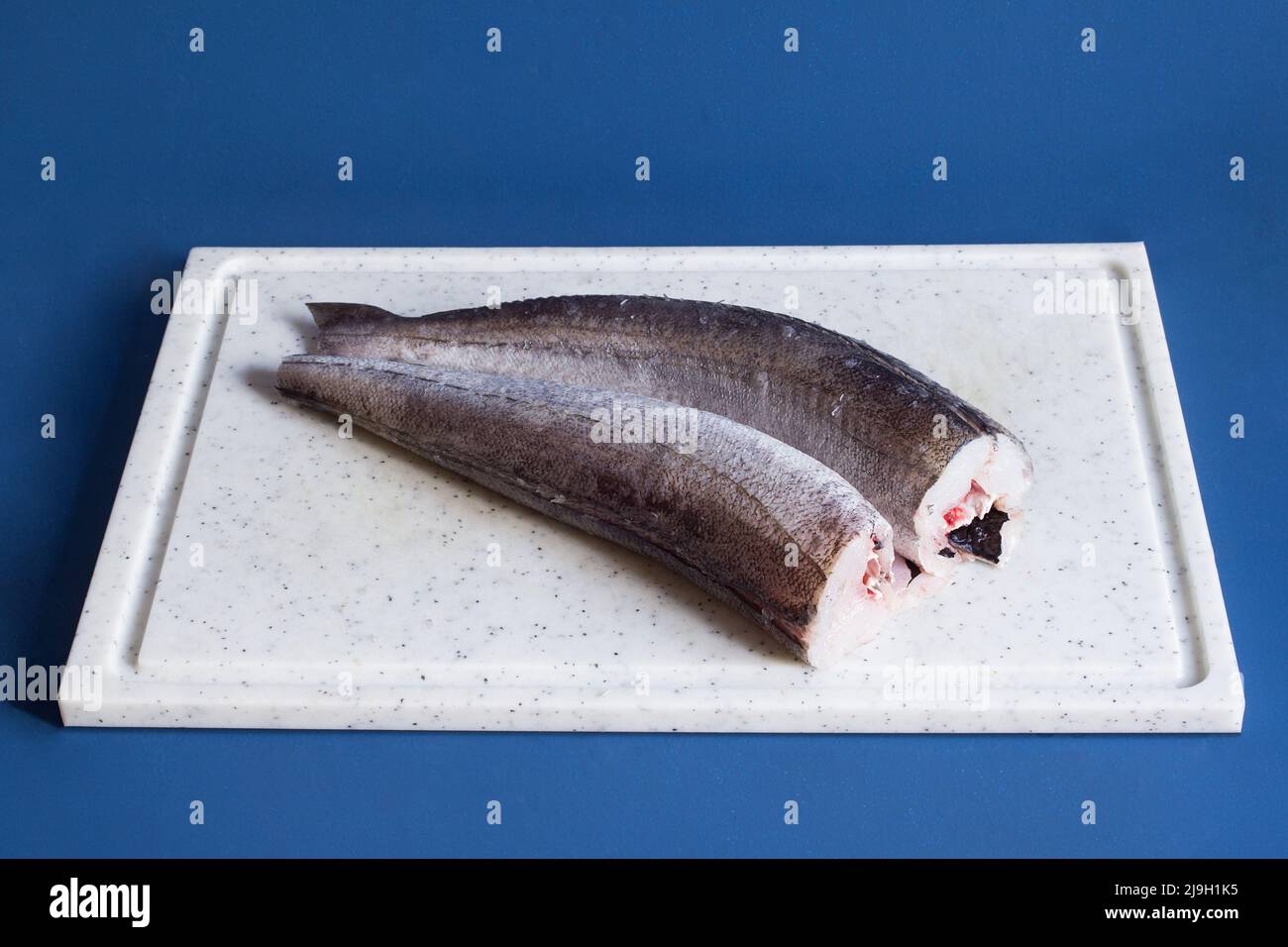 Headless fish hi-res stock photography and images - Alamy