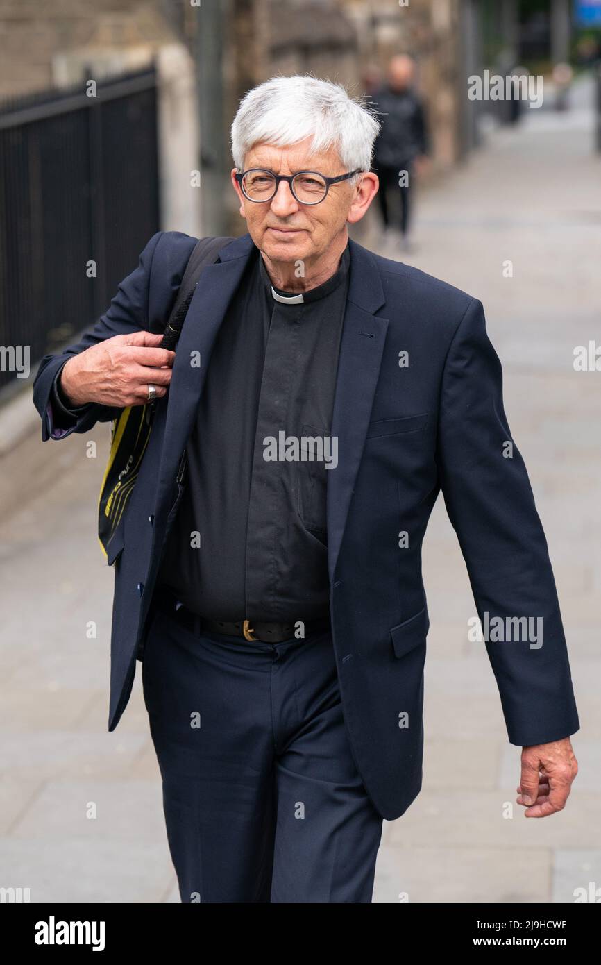 Church of England vicar, Rev Stephen Sizer leaves a disciplinary tribunal at St Andrew's ...
