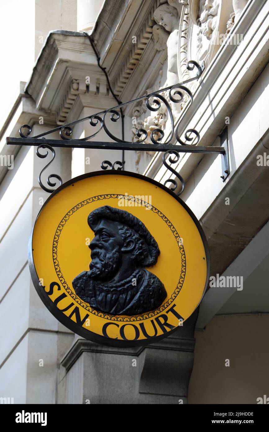 The sun court hi-res stock photography and images - Alamy