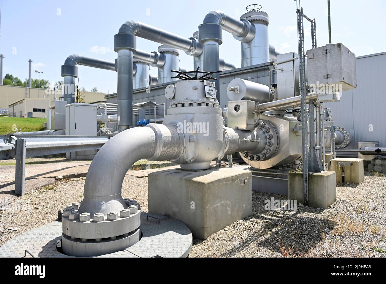 Underriding, Deutschland. 23rd May, 2022. The Bierwang natural gas ...