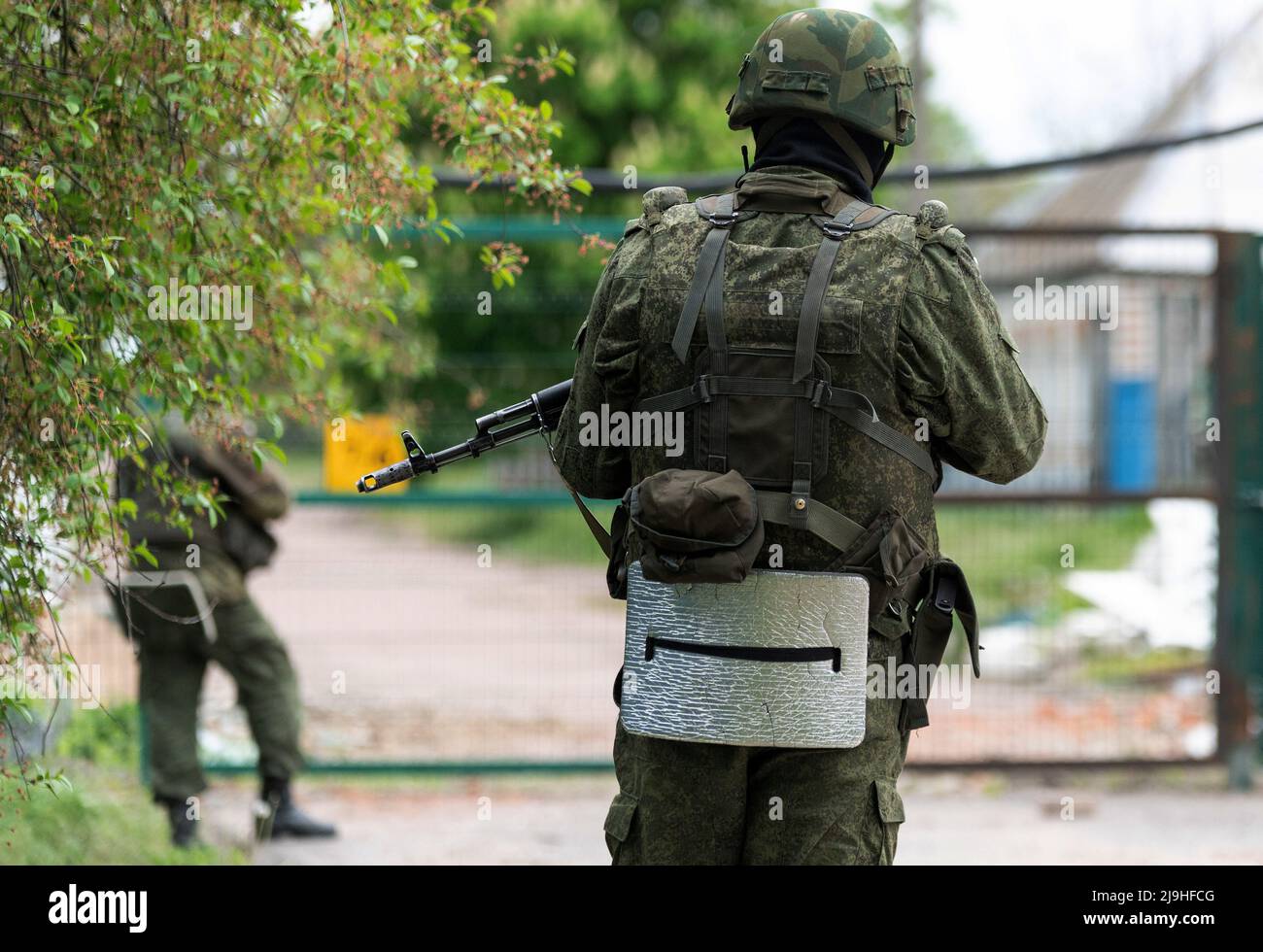Border crossing point of the Russian-Ukrainian border between the ...
