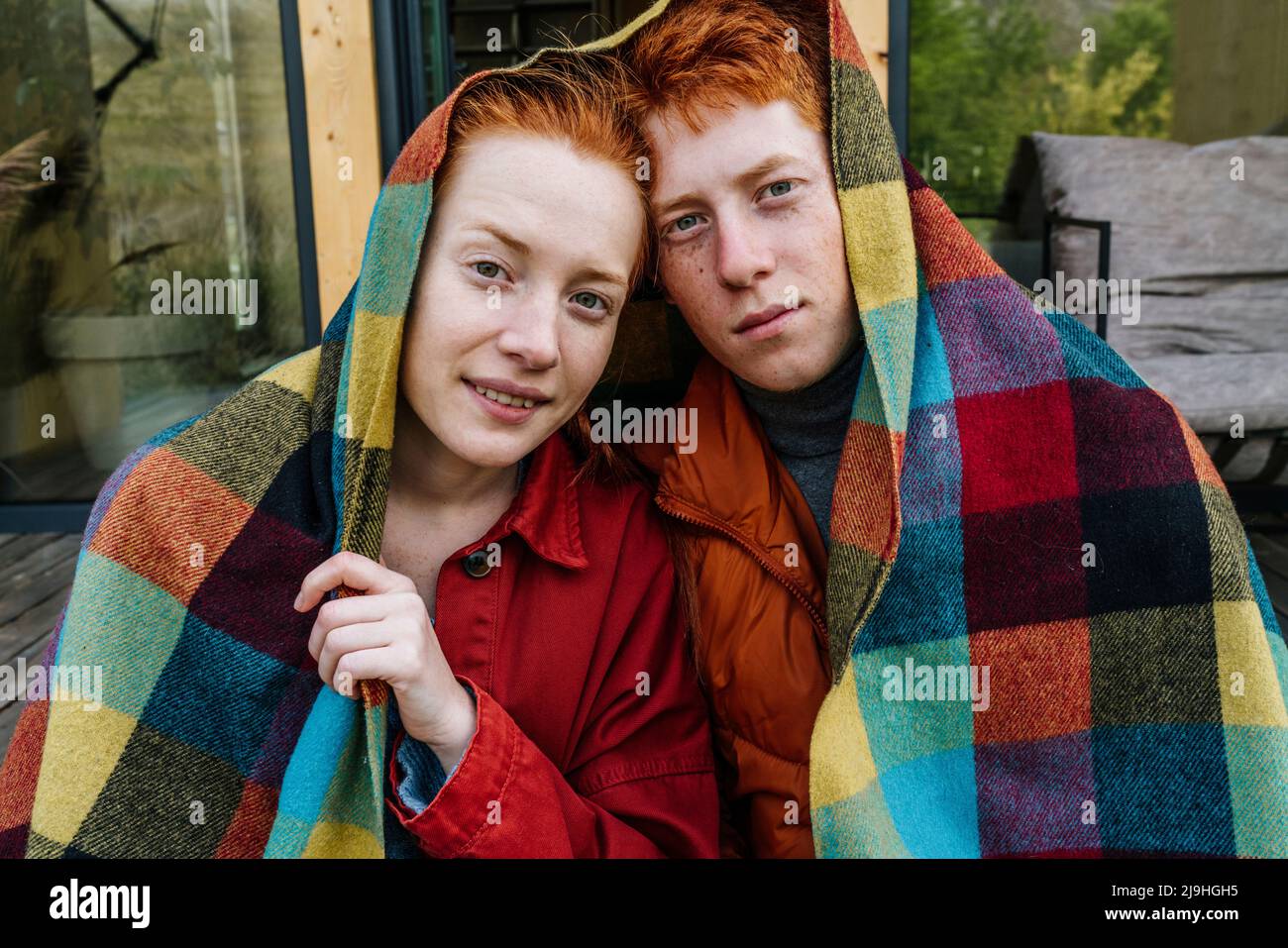 Wrapped up in a warm blanket hi-res stock photography and images - Alamy