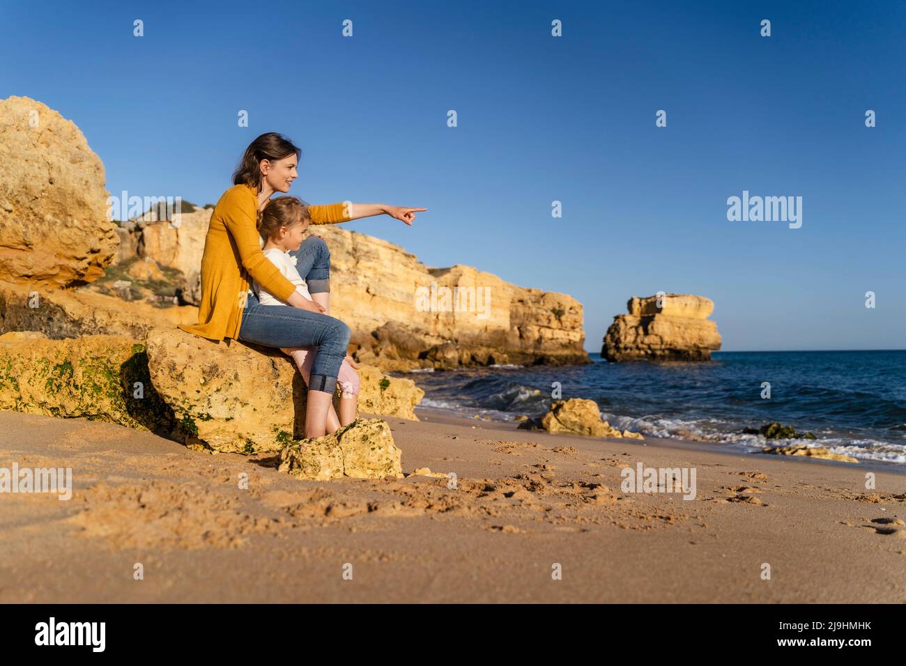 Mother pointing hi-res stock photography and images - Alamy