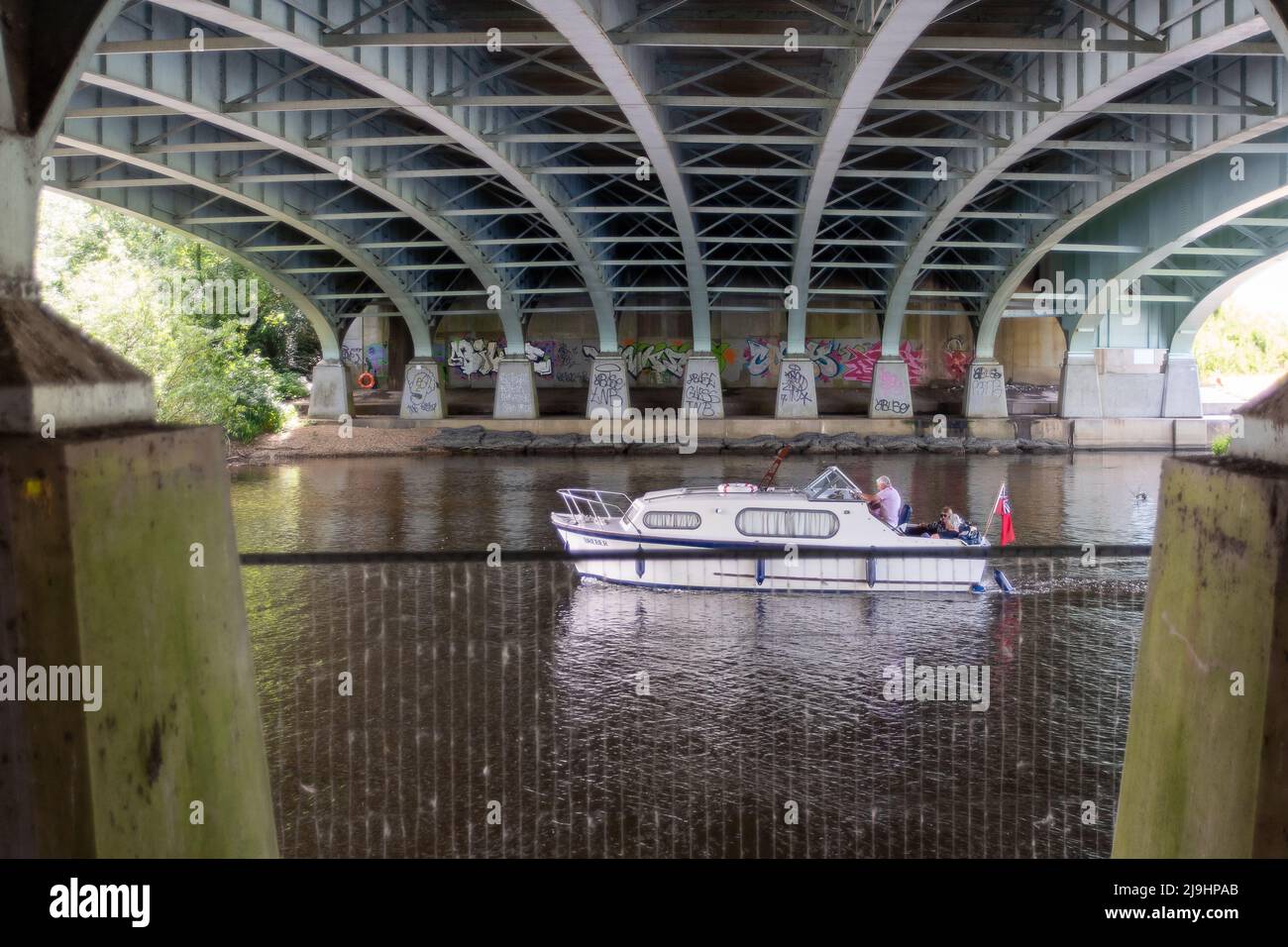 Dorney Reach, UK. 22nd May, 2022. The M4 was closed again this weekend ...