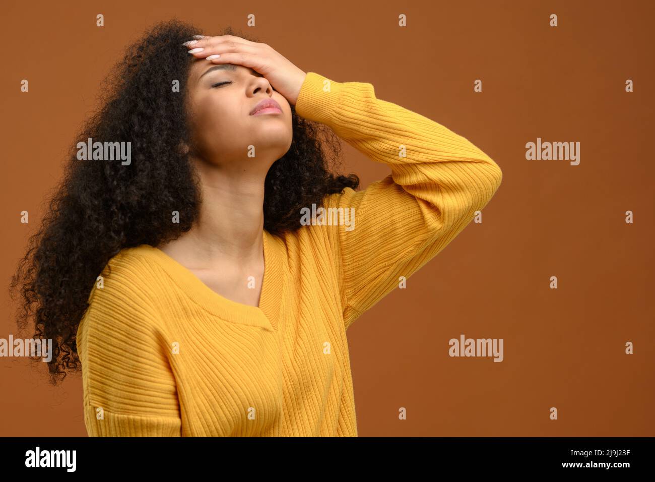 Young mistaken confused disappointed stressed sad woman 20s wearing ...